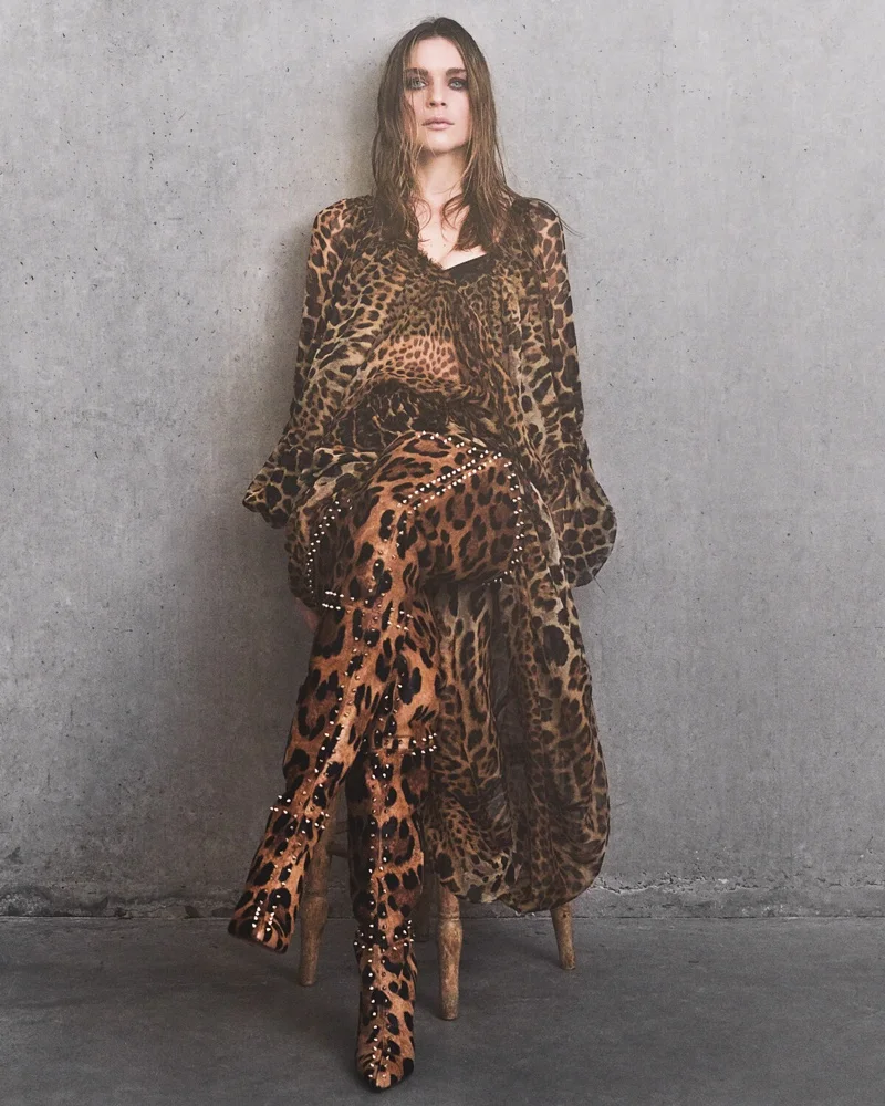 Kim Noorda Wears Bold Extravagance Lensed By Damian Foxe For How To ...