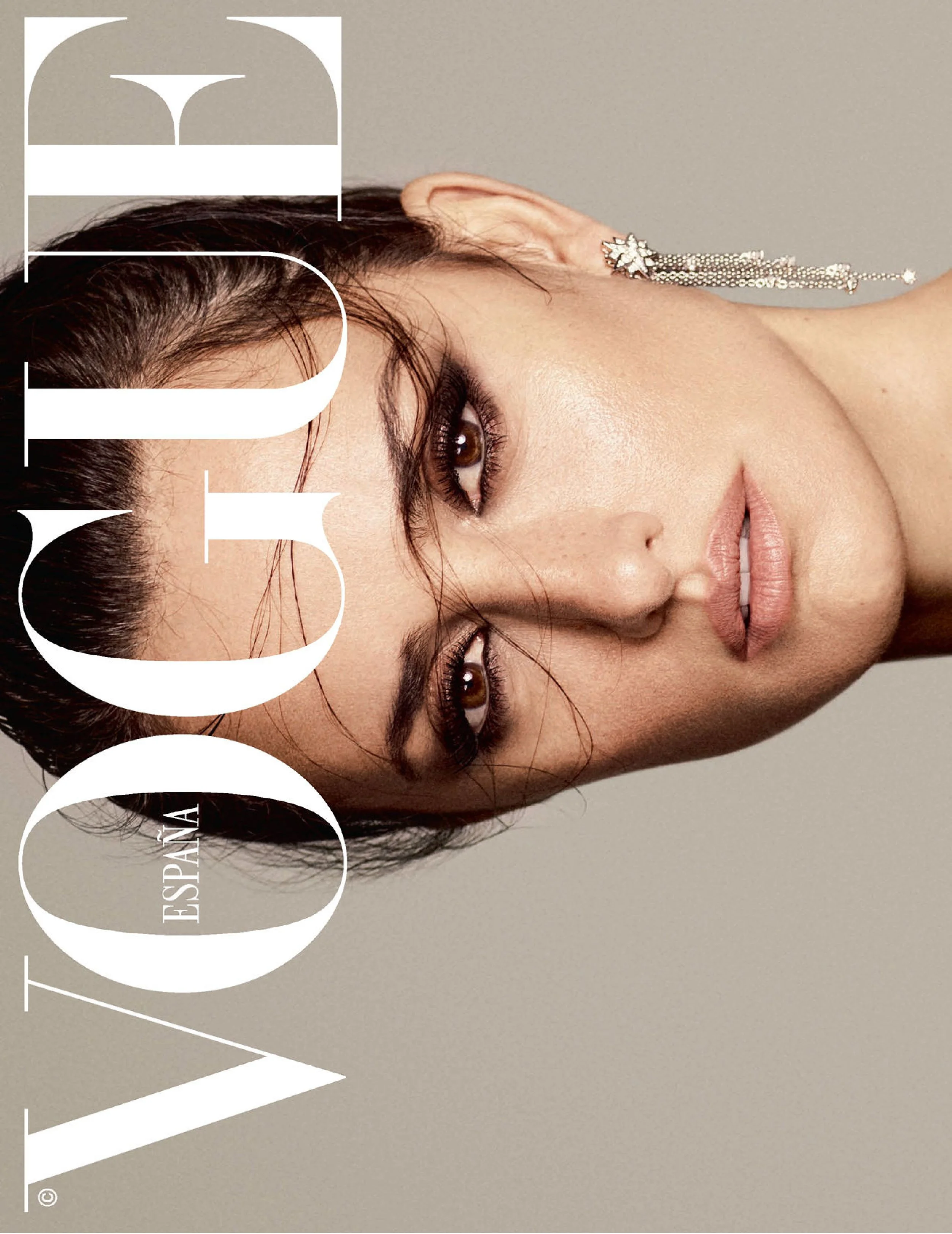 Penelope Cruz Sizzles As Guest Editor For Vogue España April 2019 ...