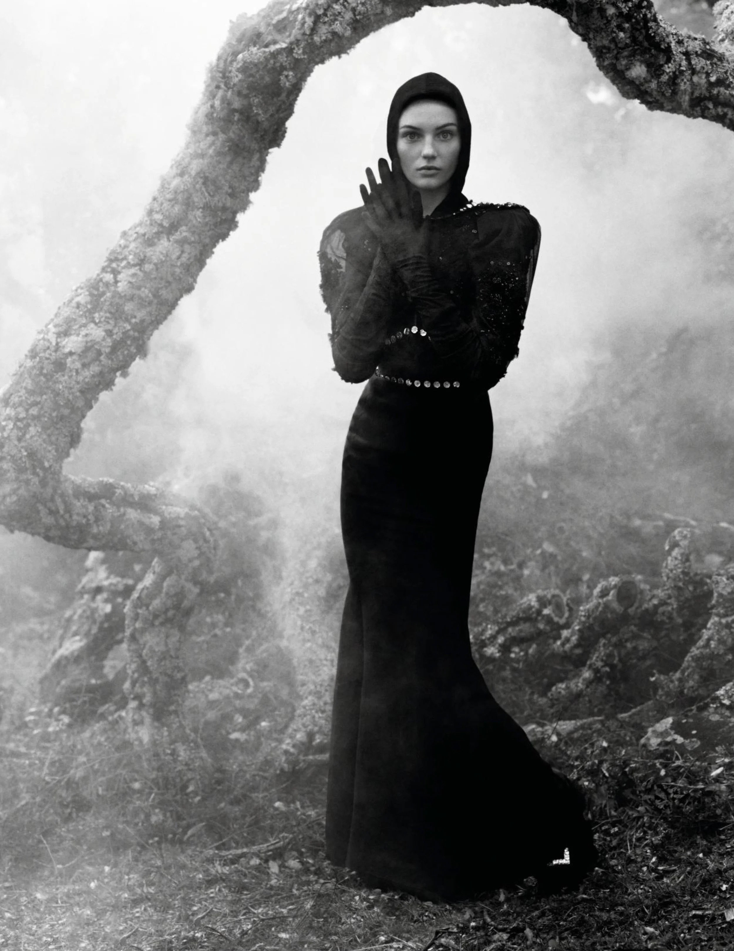 Fran Summers Makes 'Magie Noire' By Alasdair McLellan For Vogue Paris ...