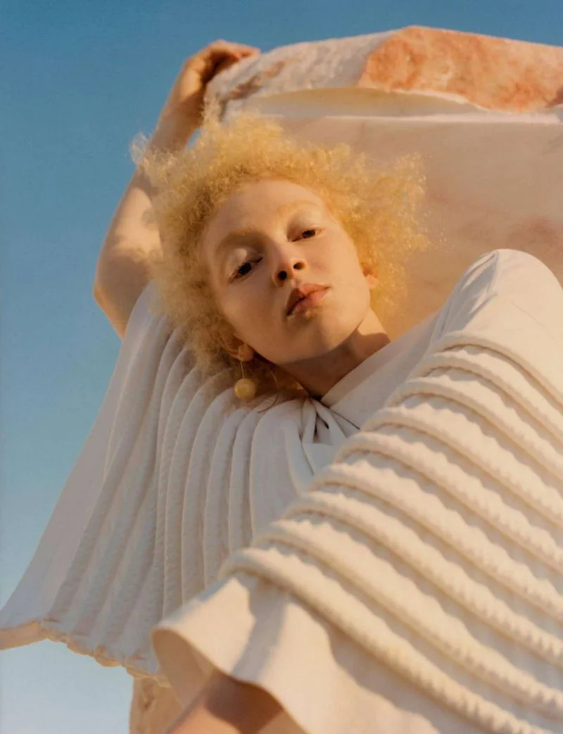 Thais Borges Is Lensed By Rory Payne In ‘Salutation Au Soleil’ For Numéro March 2019 — Anne of ...