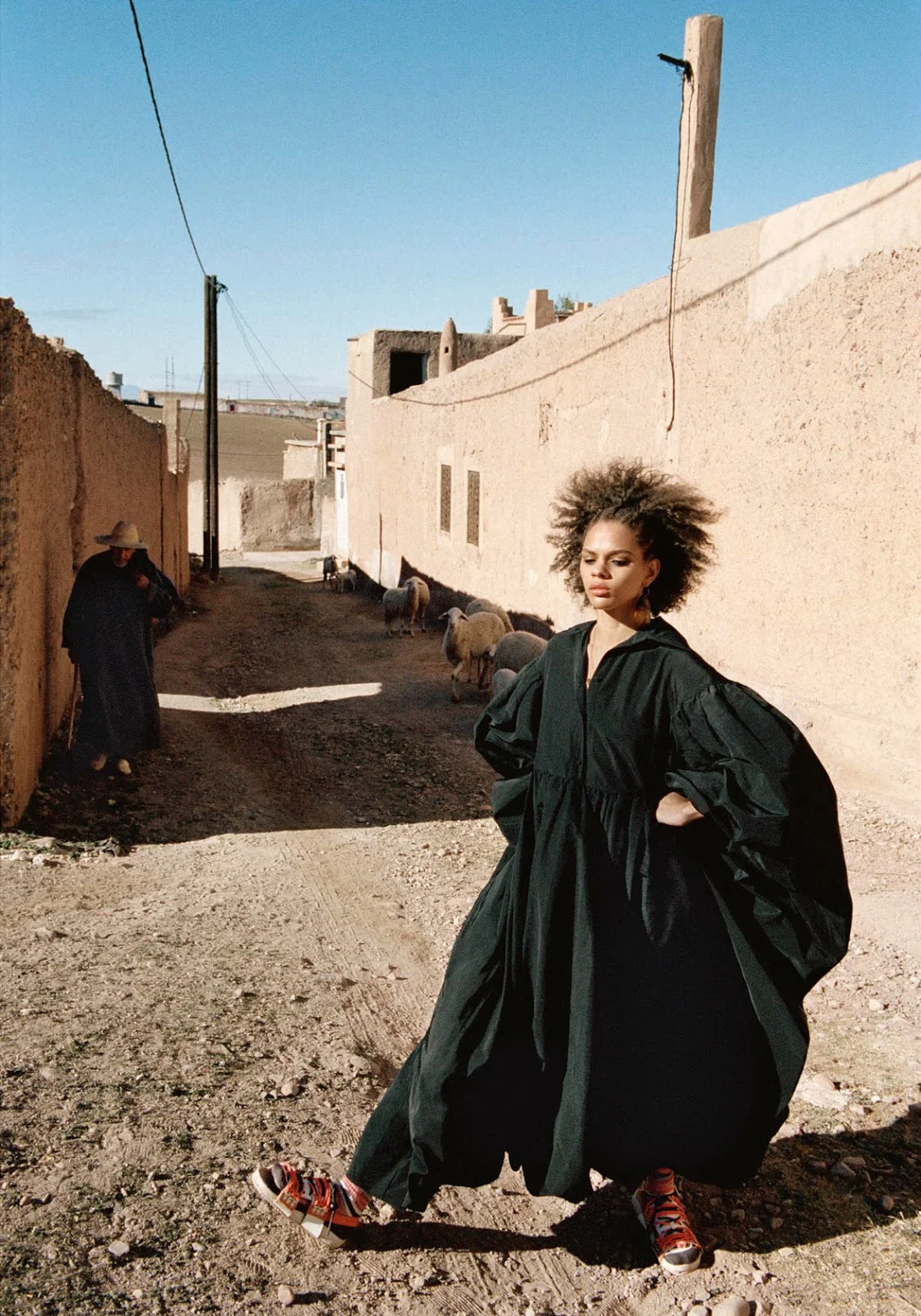 Hiandra Martinez Is Desert-Loving 'Free Spirit' Lensed By Yelena ...