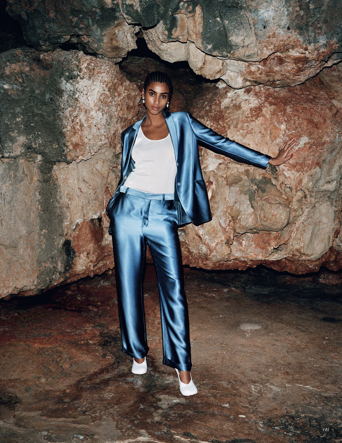 Imaan Hammam Poses Seaside In 'Catch the Sun' By Angelo Pennetta For ...