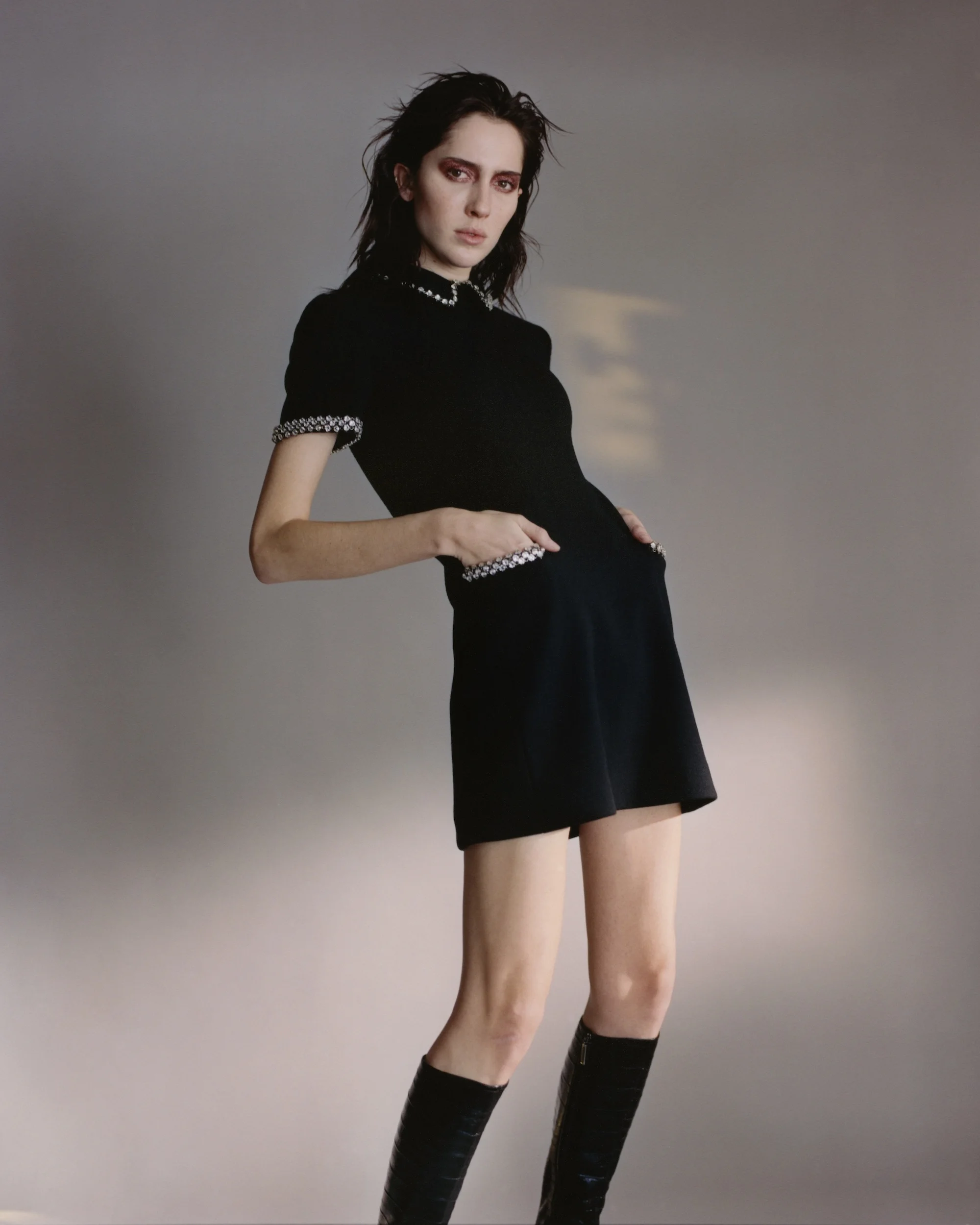 Teddy Quinlivan Poses In 'Devil Gate Drive' By Jose Solanes For ...