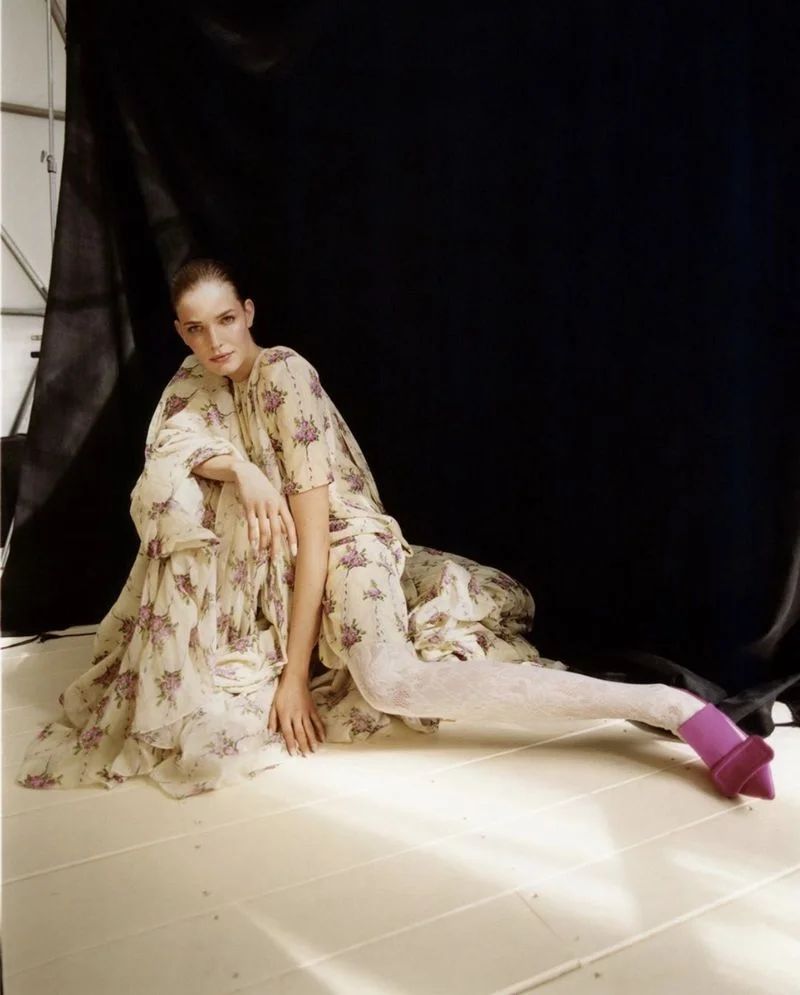 Alisa Ahmann Is Lensed By Arkan Zakharov In Playful Poses For ELLE ...