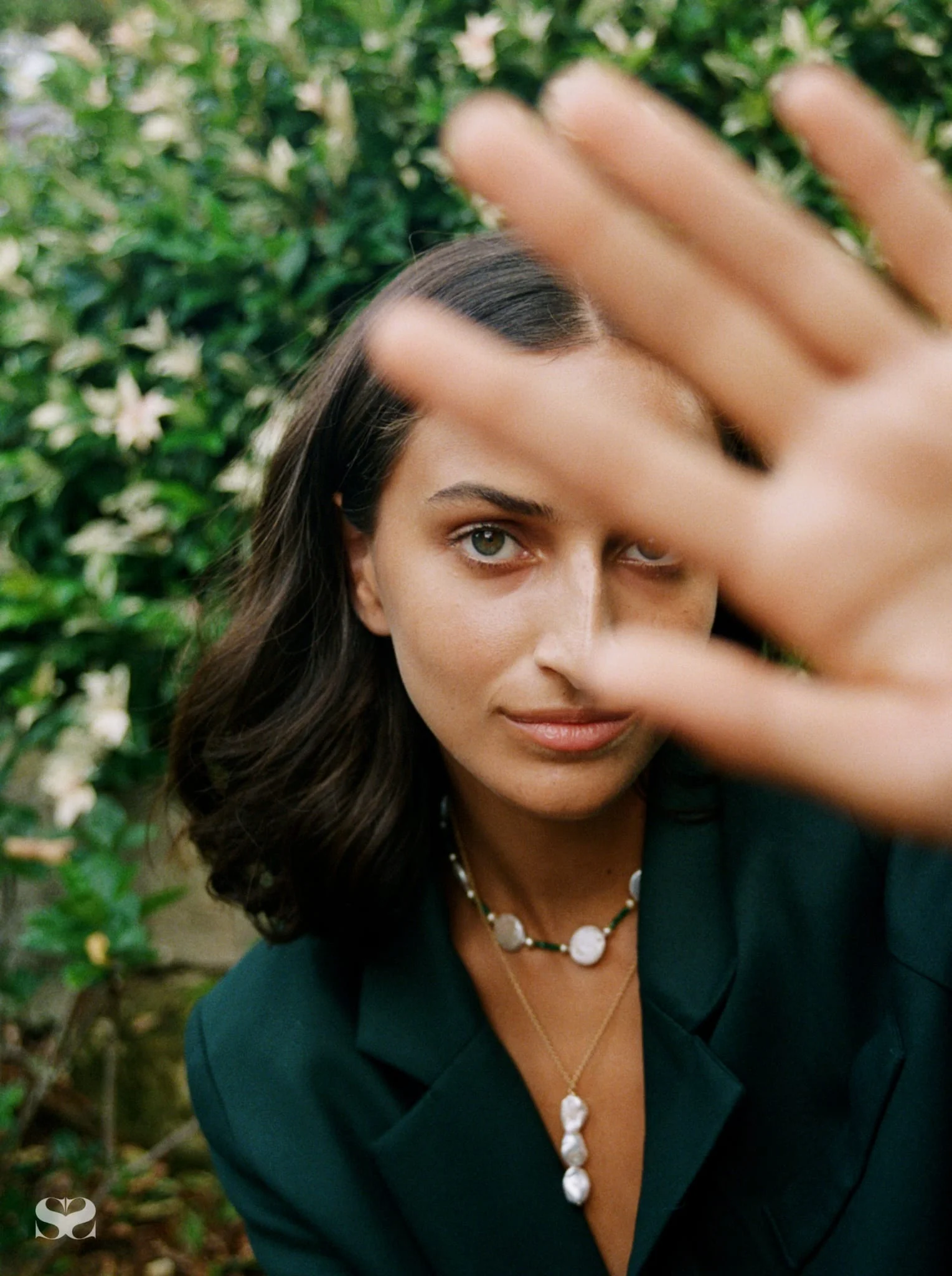 Bella Thomas Is Lensed By Olivia Repaci For 'Oh To Be Alone With You ...