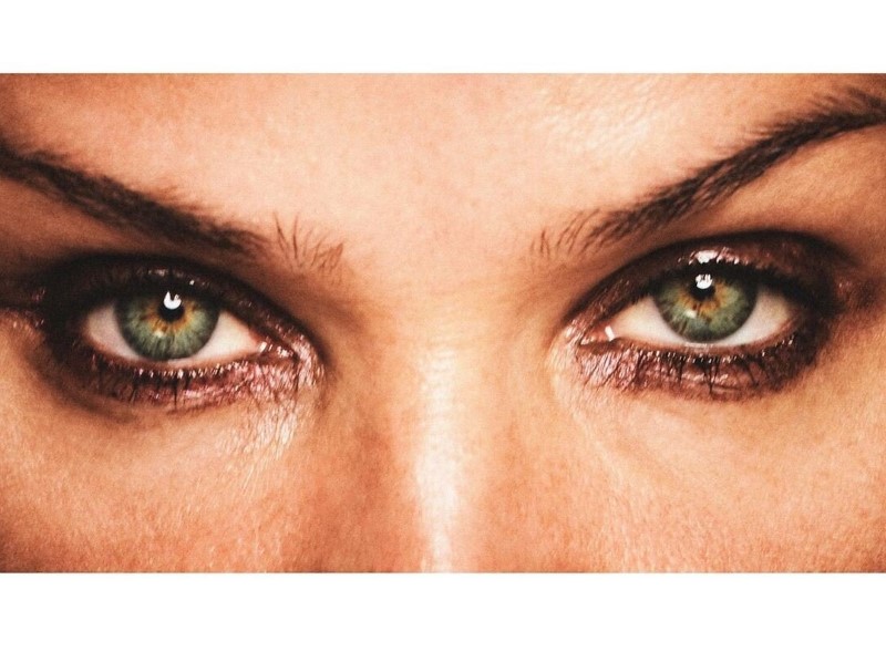 Chris Colls Eyes Helena Christensen In 'More Beautiful In Time' For ...