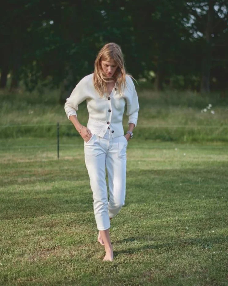 Constance Jablonski Enjoys a 'Summer of Love' Lensed by Sam Hendel For ...