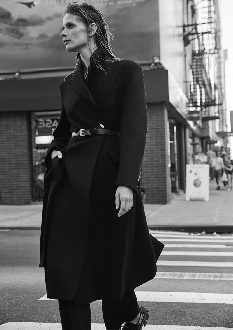 Julia Stegner Sizzles in David Roemer Glam Modern Shots for ELLE ...