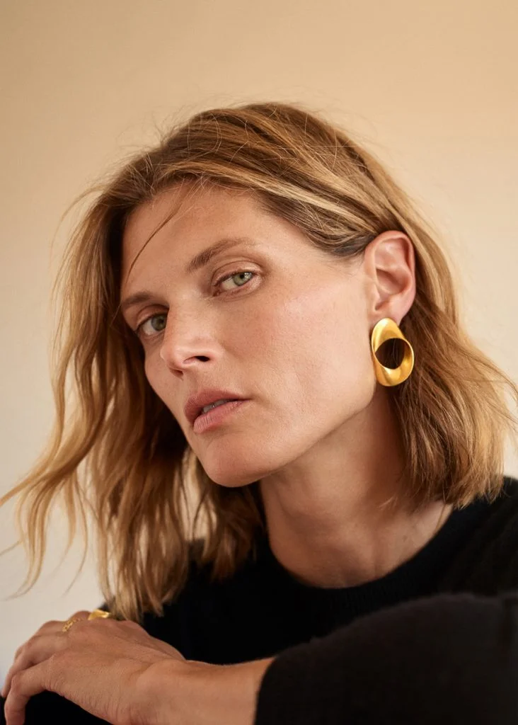 Malgosia Bela Wears Impeccable, Relaxed Essentials for Mango AW 2019 ...