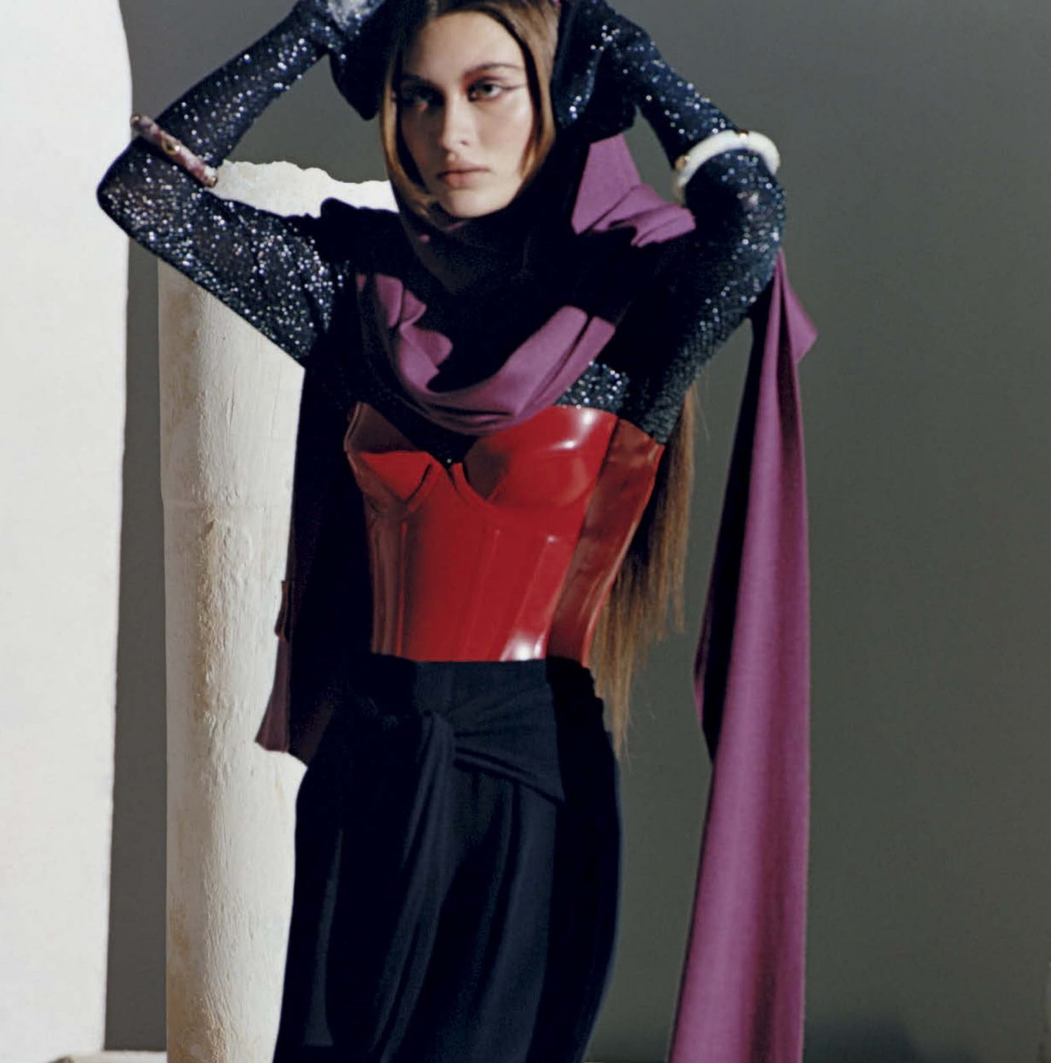 Grace Elizabeth's Oliver Hadlee Pearch Fashion Story Vogue Italy — Anne ...