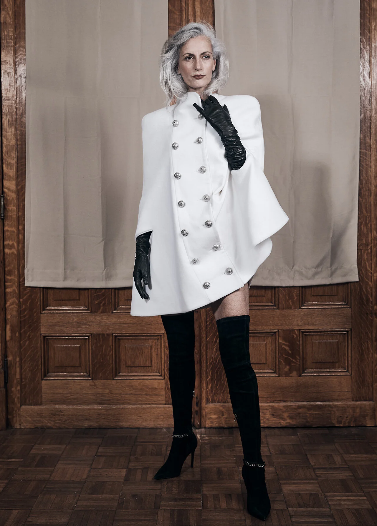 Sam Gold Sizzles in 'Modern Classic' Luxury for Grazia Australia — Anne ...