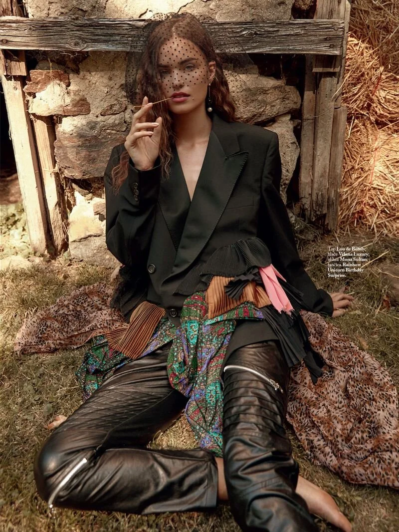 Vibrant Winter Poetry Prints in ELLE Slovenia December 2019 — Anne of ...
