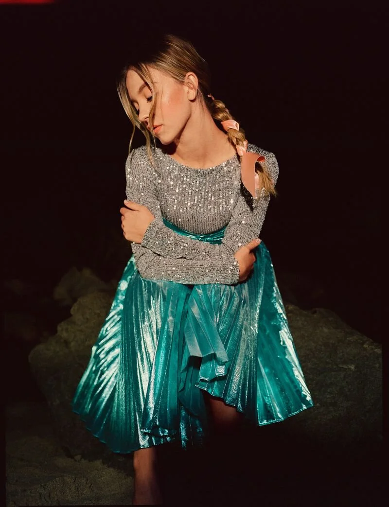 Tiffany Nicholson Captures Sydney Sweeney Elite Daily December 2019 ...