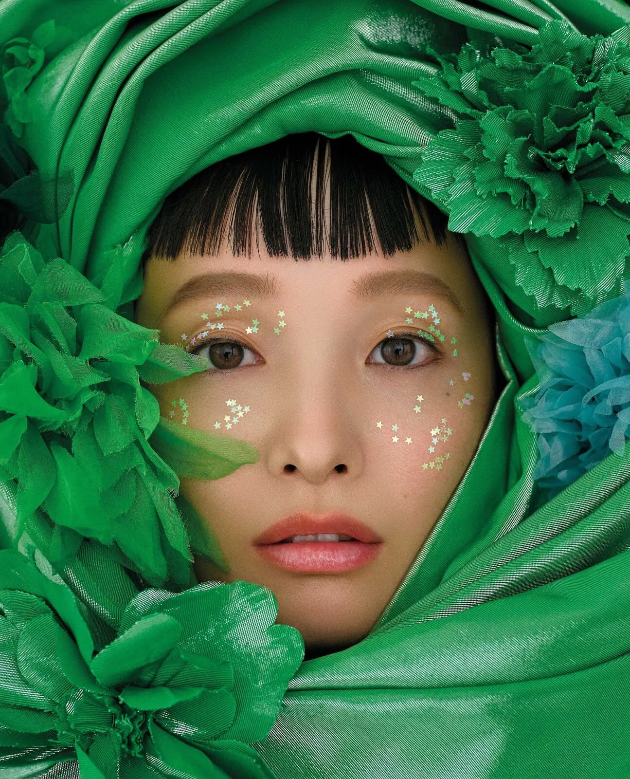 Daniel Clavero Flashes ‘Dynamic Duo’ for ELLE US January 2020 — Anne of Carversville