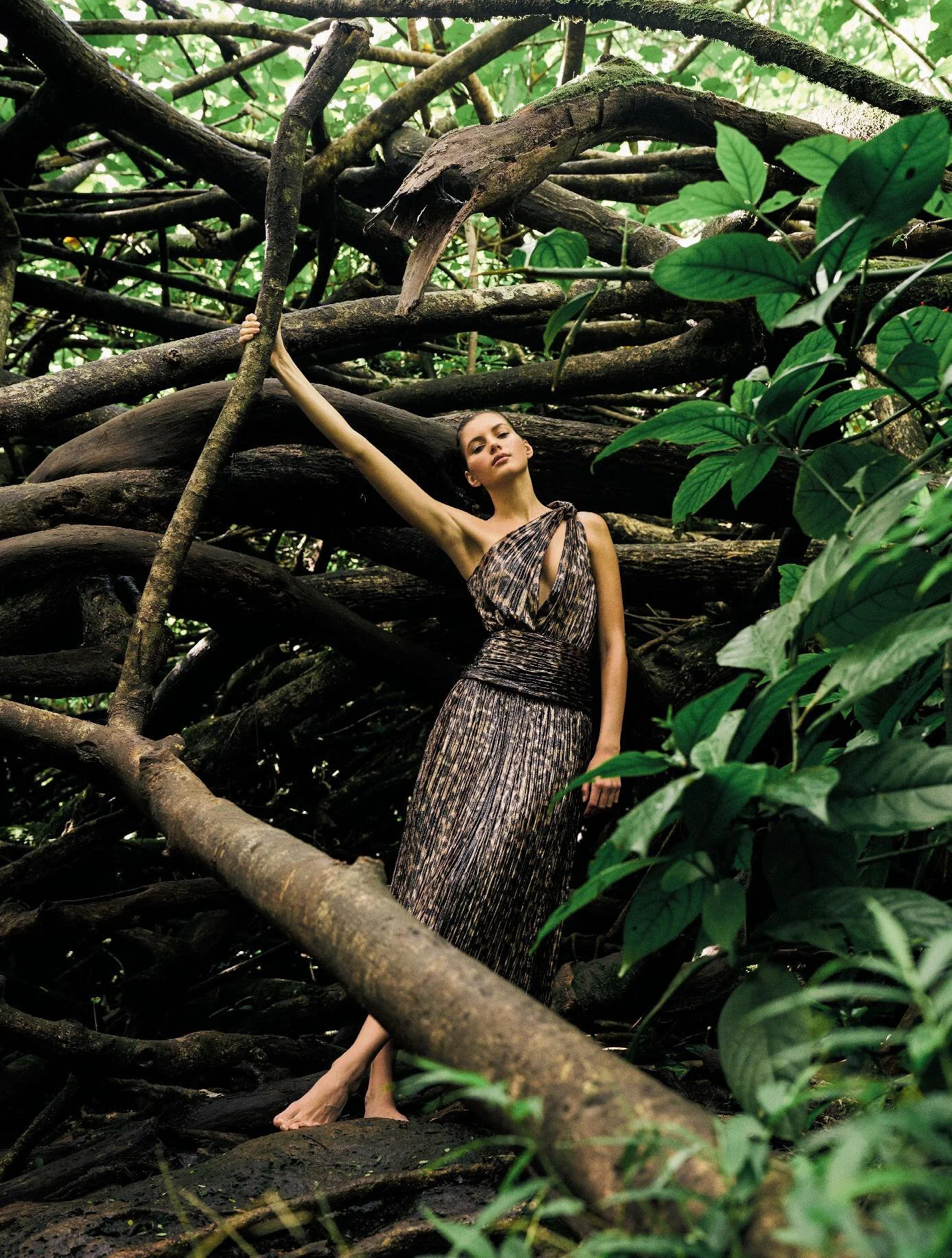 Valery Kaufman's Lush Images Sebastian Kim for Numéro #122 — Anne of ...