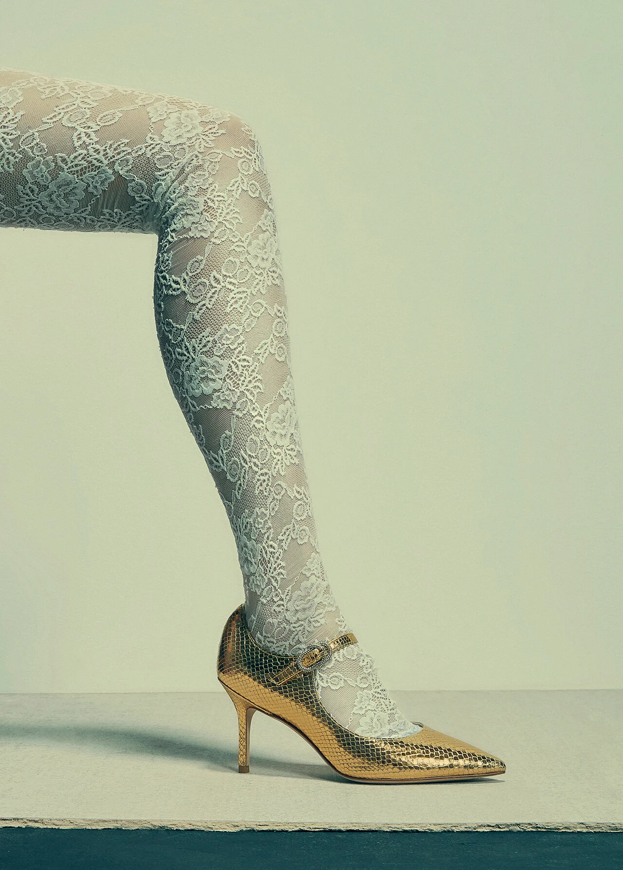 Elodie Russell in ‘Natural Order’ for Grazia Fashion Shoots — Anne of ...