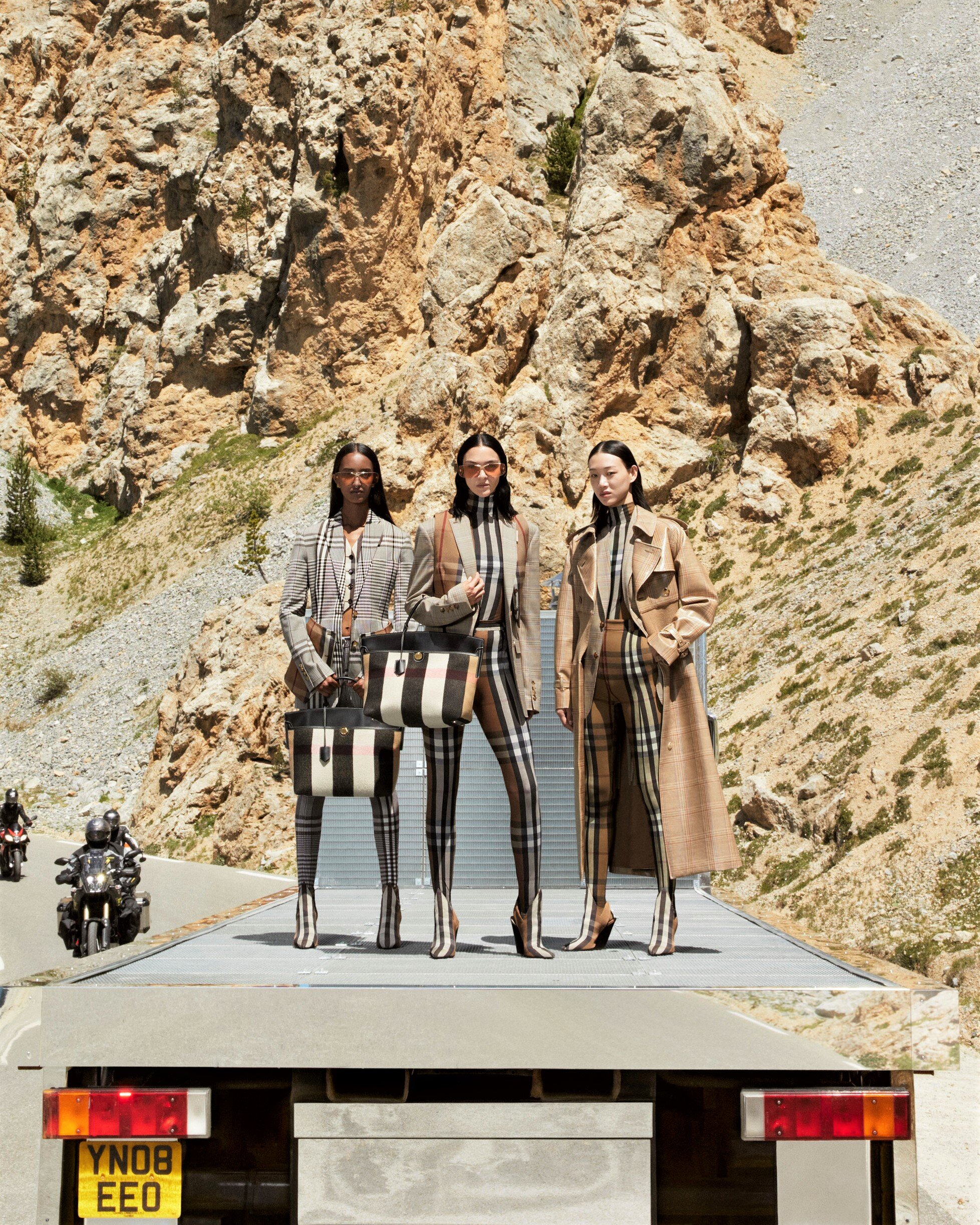 Burberry Fall 2020 Campaign Embraces New Human Journeys — Anne of ...
