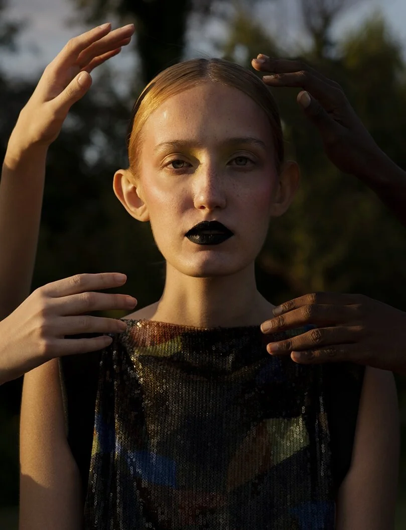 Manuela Iodice's Game-Playing Proper, Evil Women Schon Magazine — Anne ...