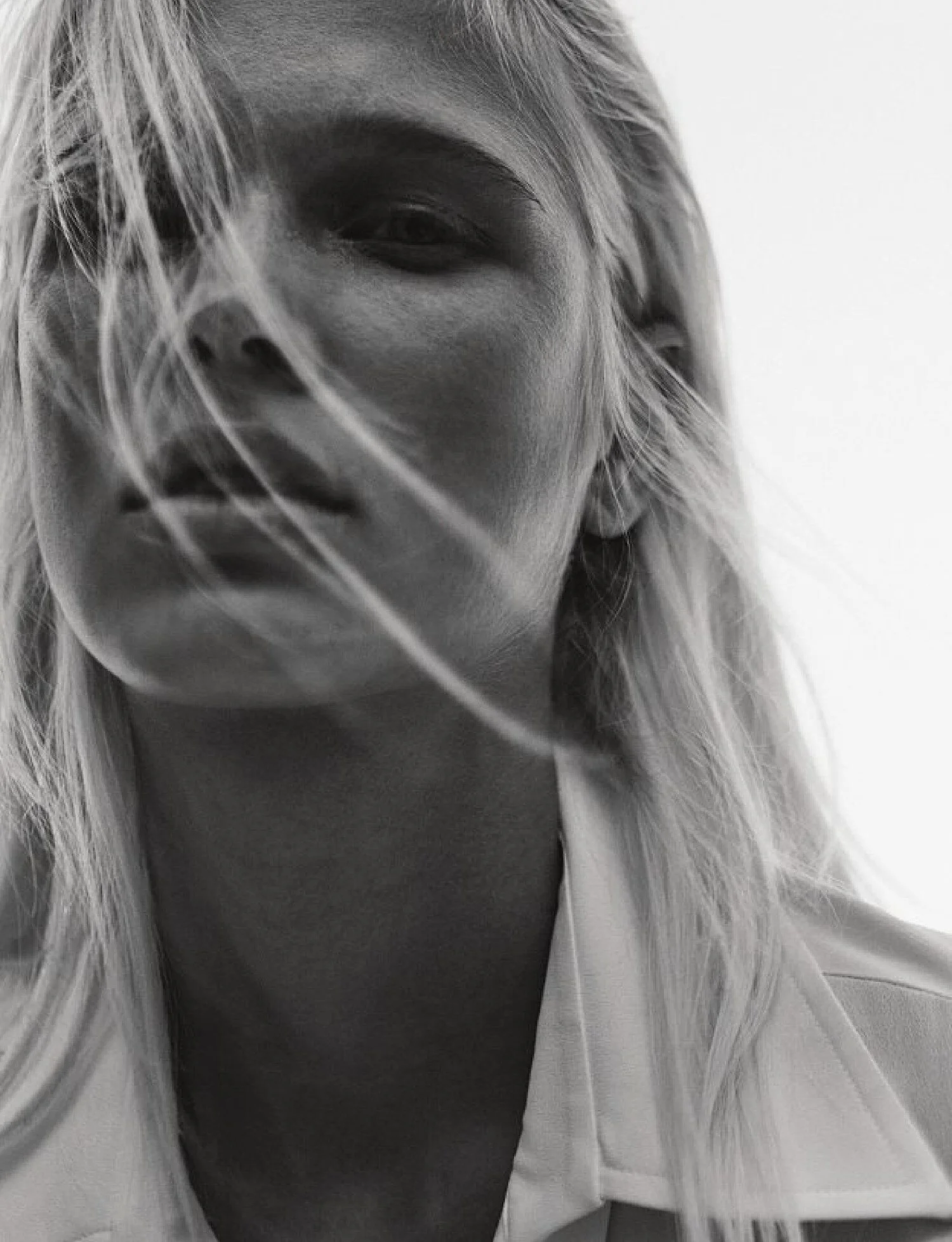 Fien Kloos in 'Black & White' by Jacopo Moschin for Amica Italia — Anne ...