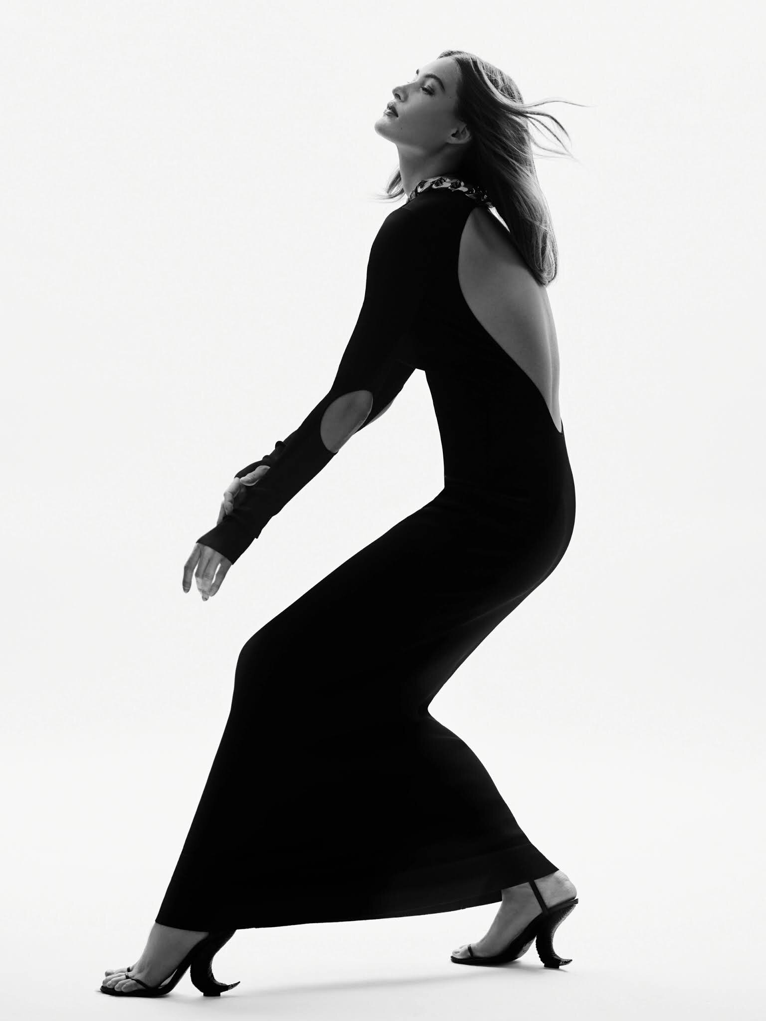 Grace Elizabeth Sizzles in Tailored Minimalism for V Magazine #128 by ...