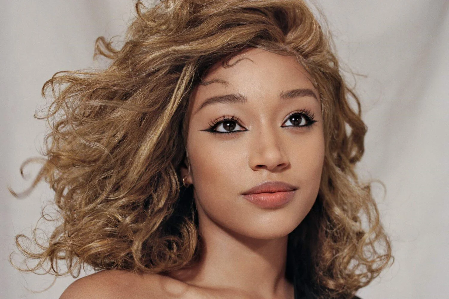 Amandla Stenberg on Cultural Appropriation, BLM in Porter Edit — Anne ...