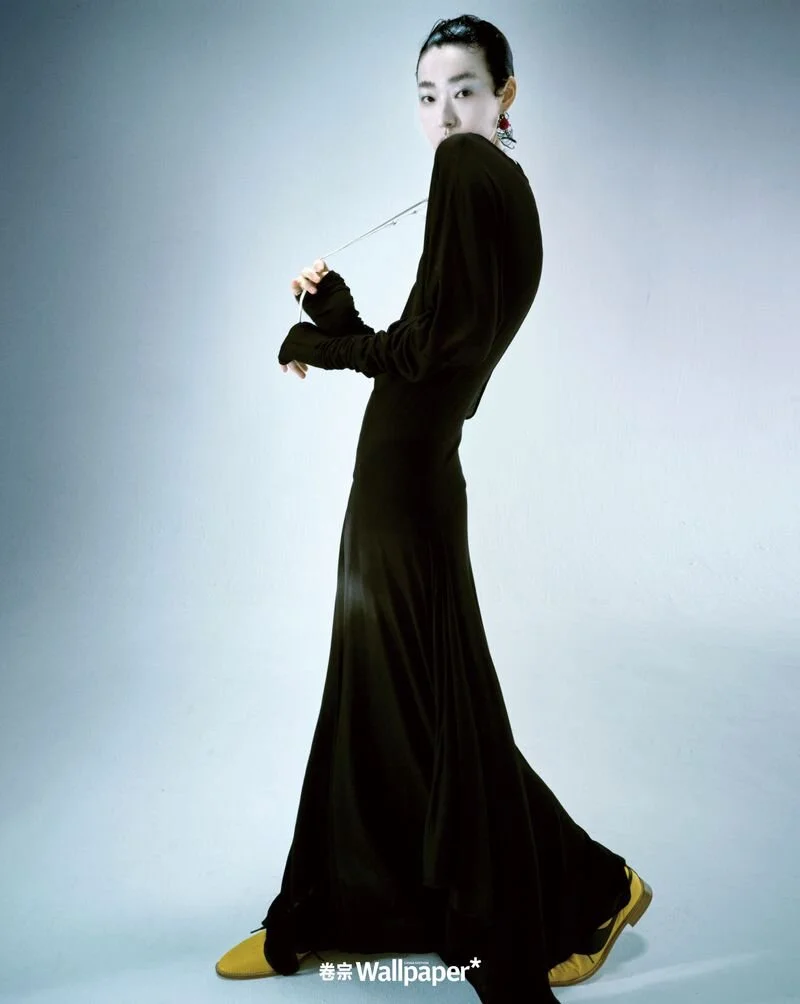 Nick Yang Captures Tian Ti in Modern Elegance Wallpaper China — Anne of ...