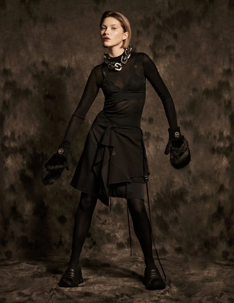 Daga Jez in Fall Warrior Woman Luxe Drama for Numero Russia — Anne of ...