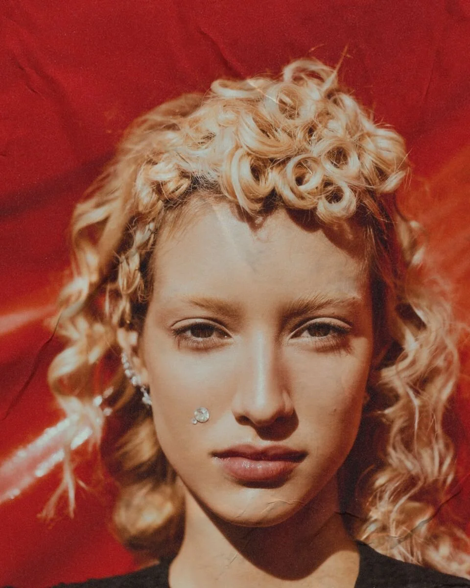 Giulia Lins by Ivan Erick Menezes in Vogue Portugal July 2021 — Anne of Carversville