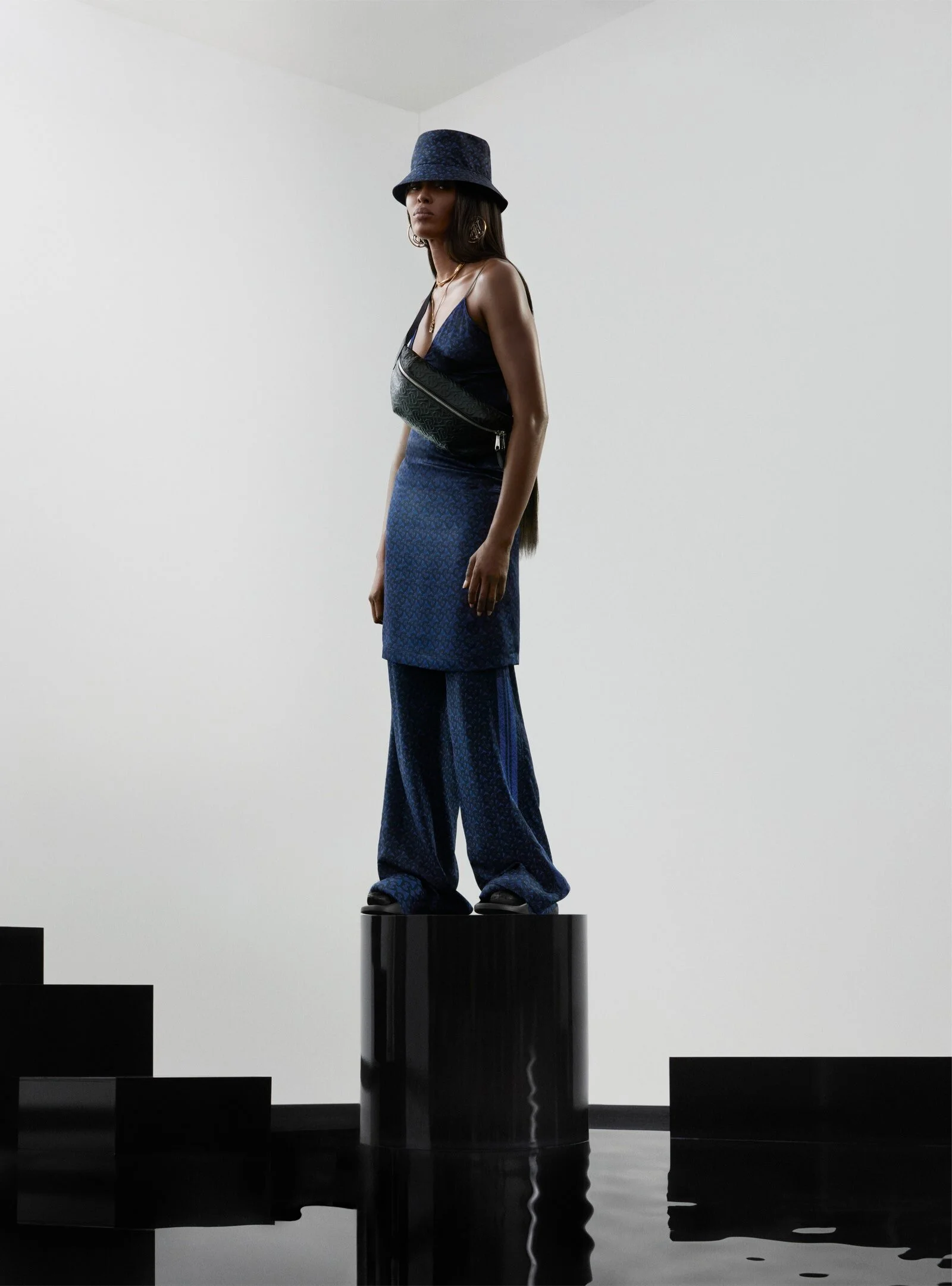 Naomi Campbell in Burberry's TB Monogram Summer 2021 Ads — Anne of ...