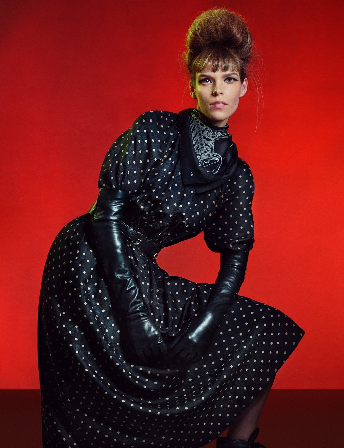 Craig McDean Flashes Meghan Collison in Retro Modern Style — Anne of ...