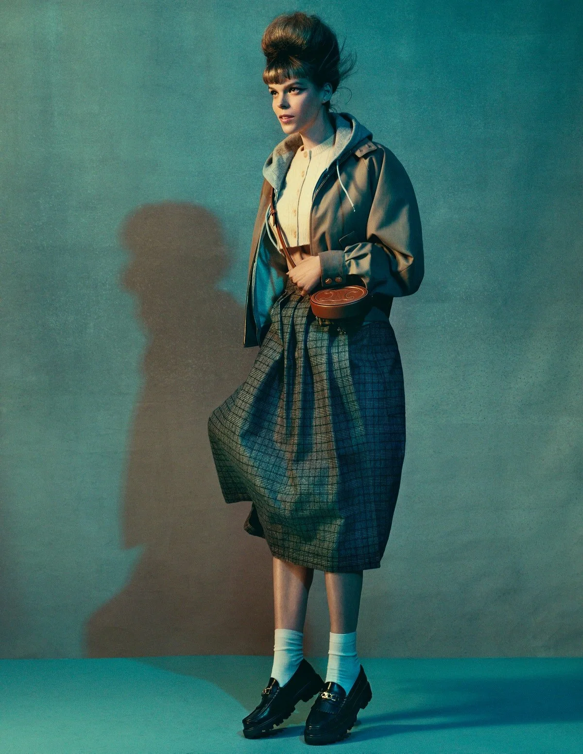 Craig McDean Flashes Meghan Collison in Retro Modern Style — Anne of ...