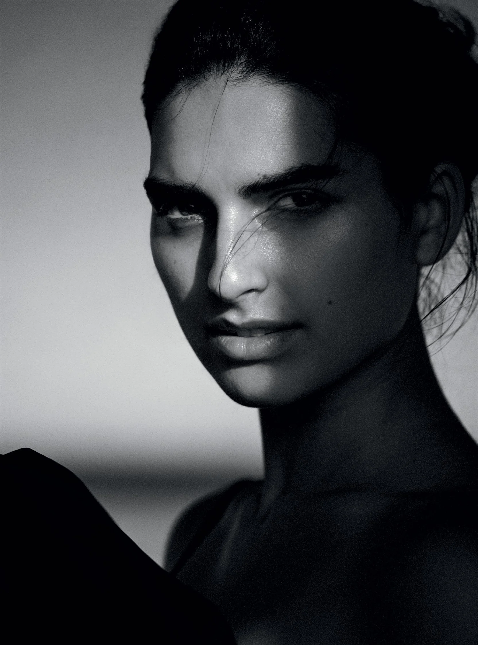 Saffron Vadher's Women Rising 'New Dawn' by Boo George — Anne of ...