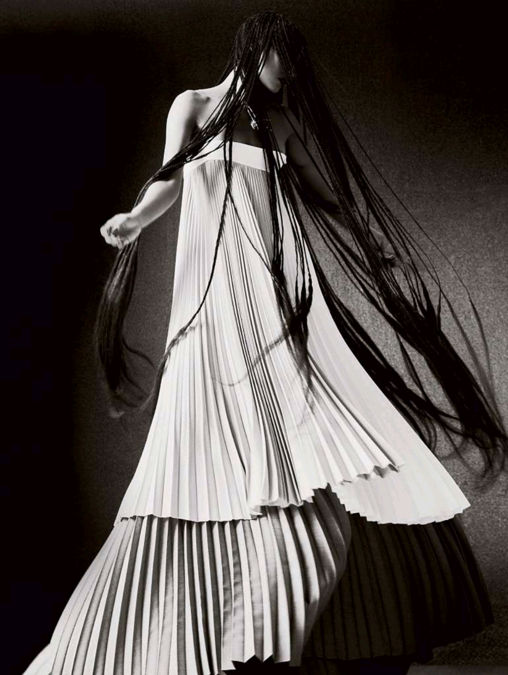 Lufre Flashes 'Big Bang' Bold Elegance for Vogue Brazil March — Anne of ...