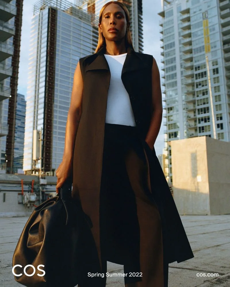 Christy Turlington, Rianne Van Rompaey for COS SS 2022 — Anne of ...