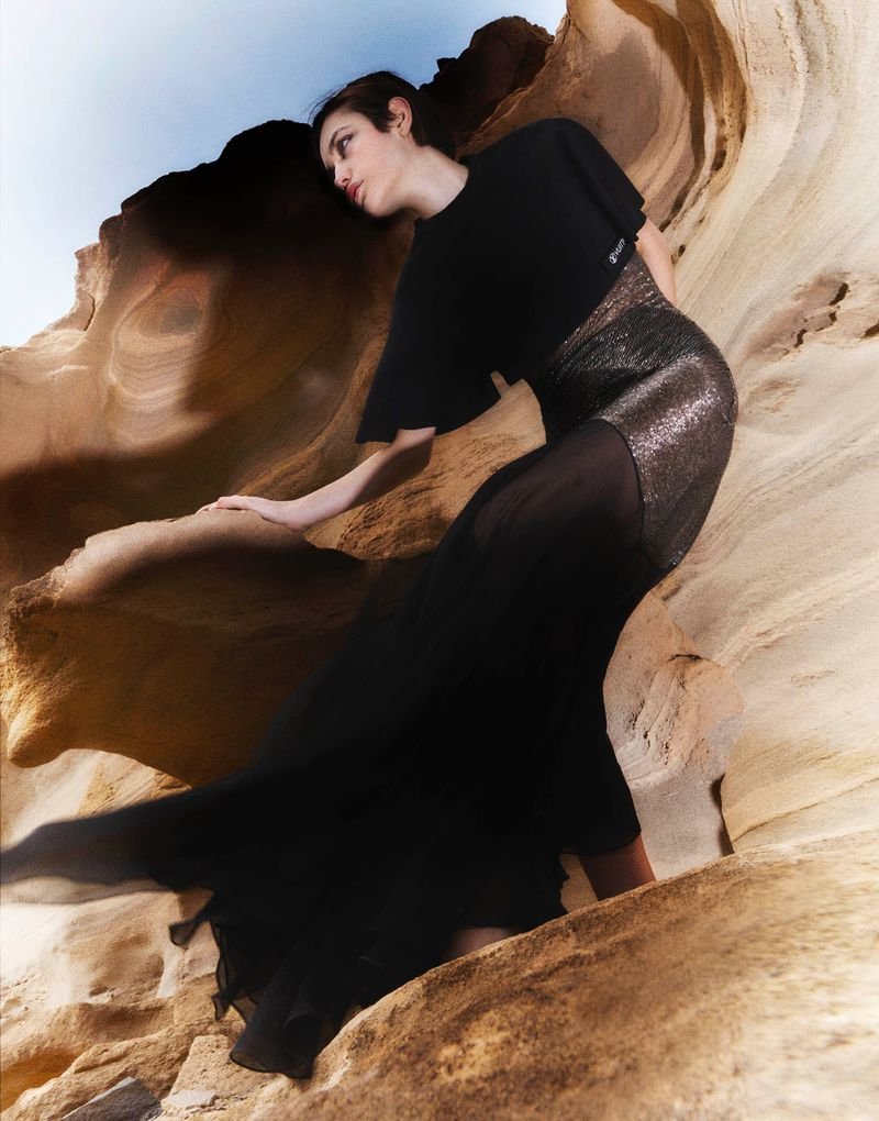 Kim Schell is Lensed by Julien Vallon in Numéro France #230 — Anne of ...