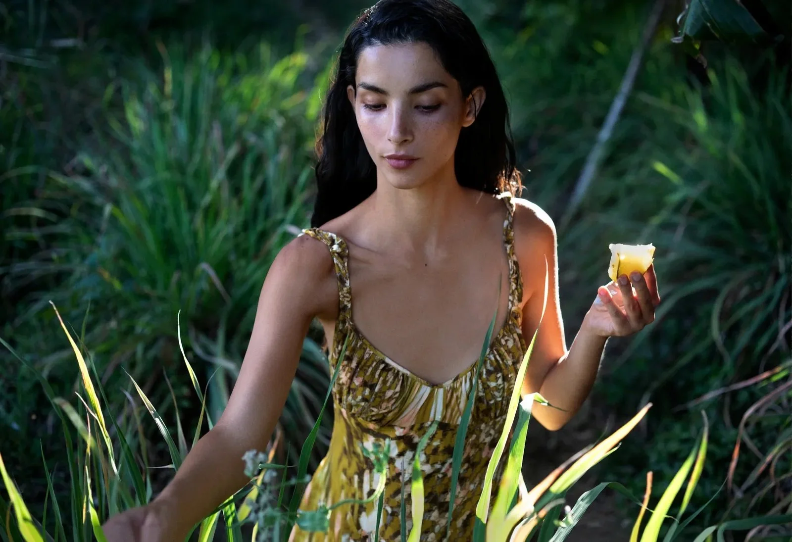 Tindi Mar in Los Guayabos by Santiago Sierra Soler Vogue US — Anne of ...