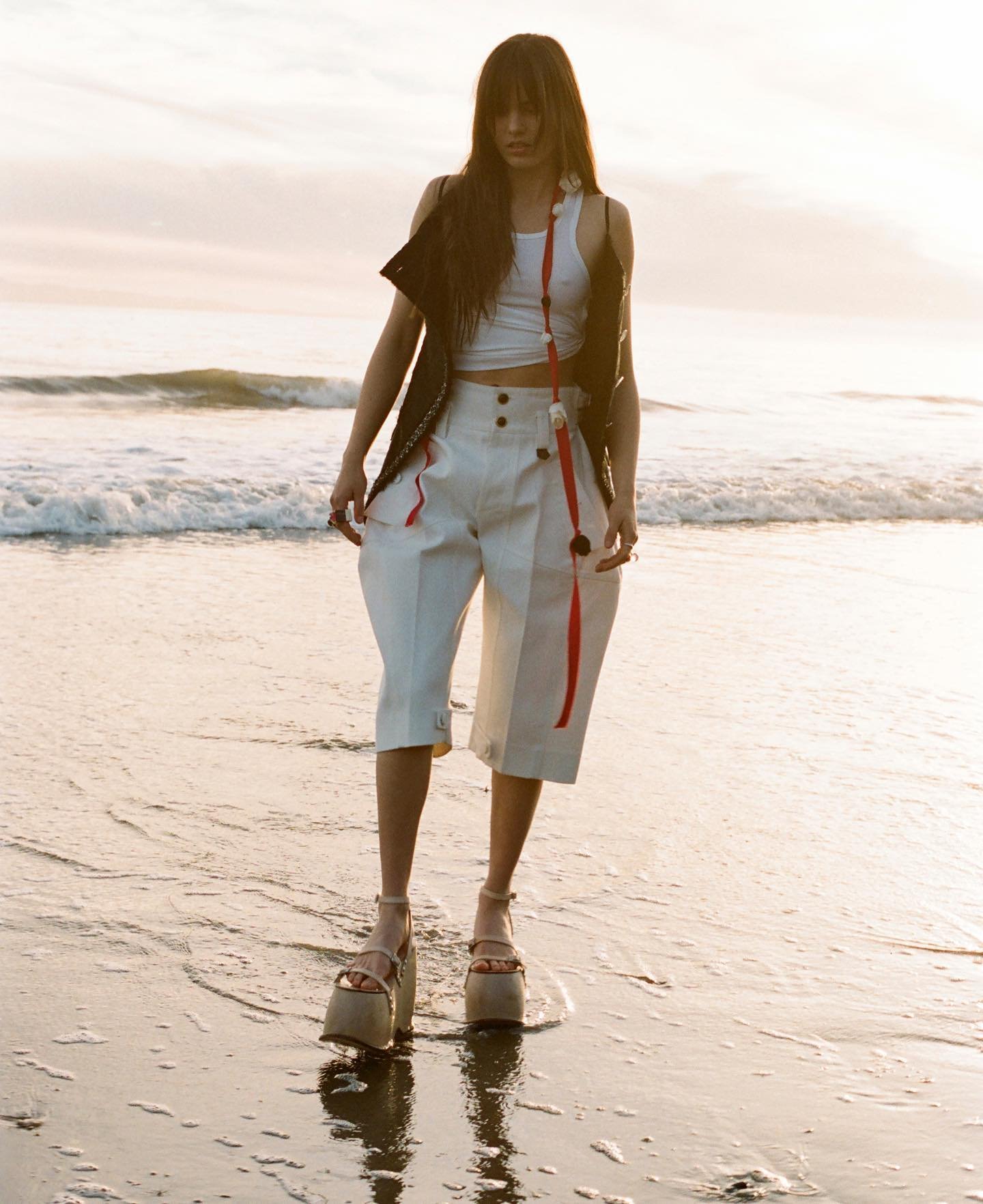 Lily Stewart in 'Paradise Found' Jeremy Everett HTSI May 2022 — Anne of ...