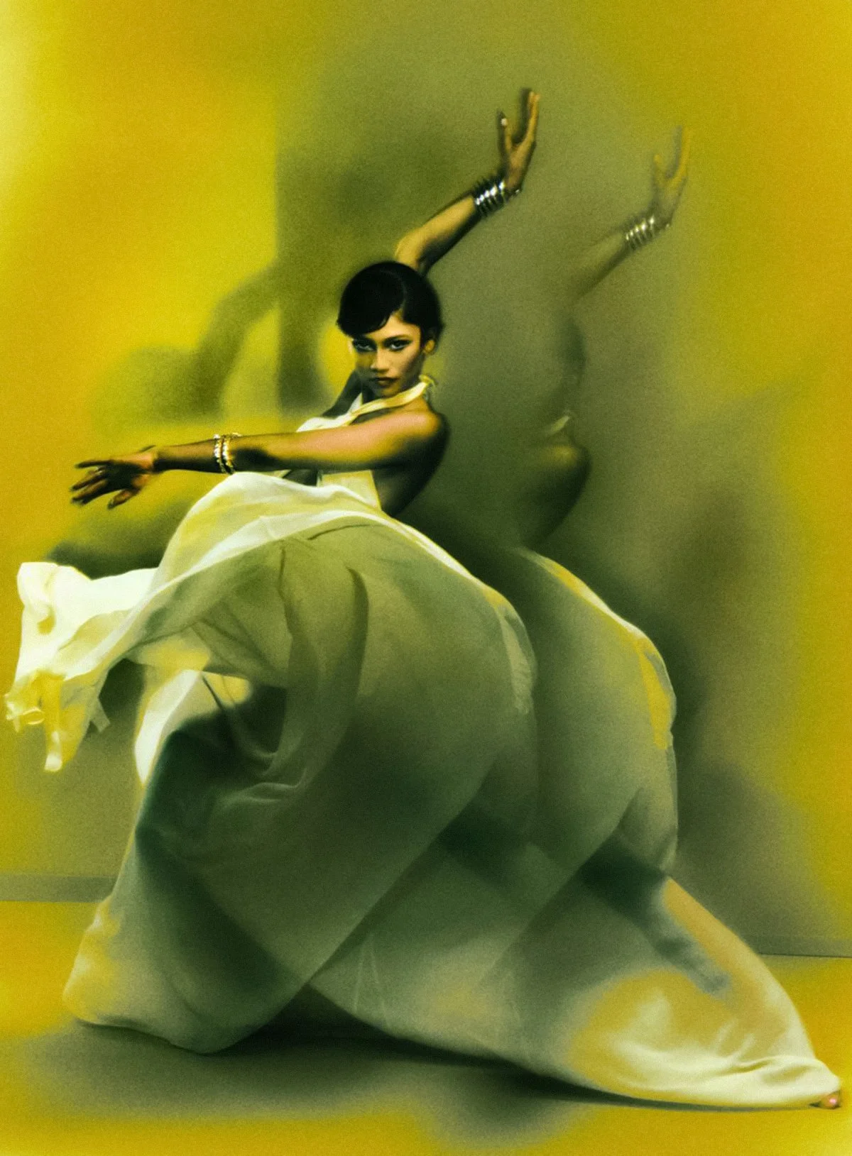 Zendaya Dazzles in Italian Glamour for Vogue Italia July 2022 — Anne of ...