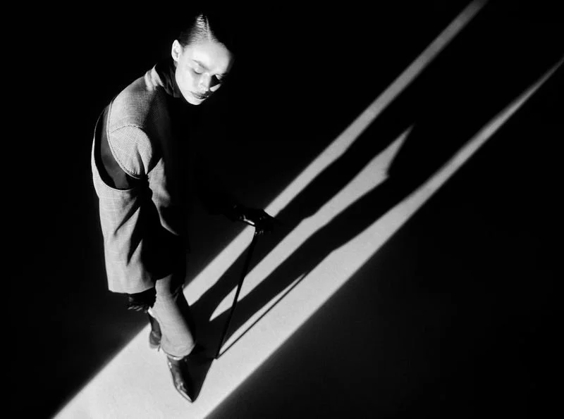 Birgit Kos in 'Decor' Lensed by Darren Gwynn Revue Magazine — Anne of ...