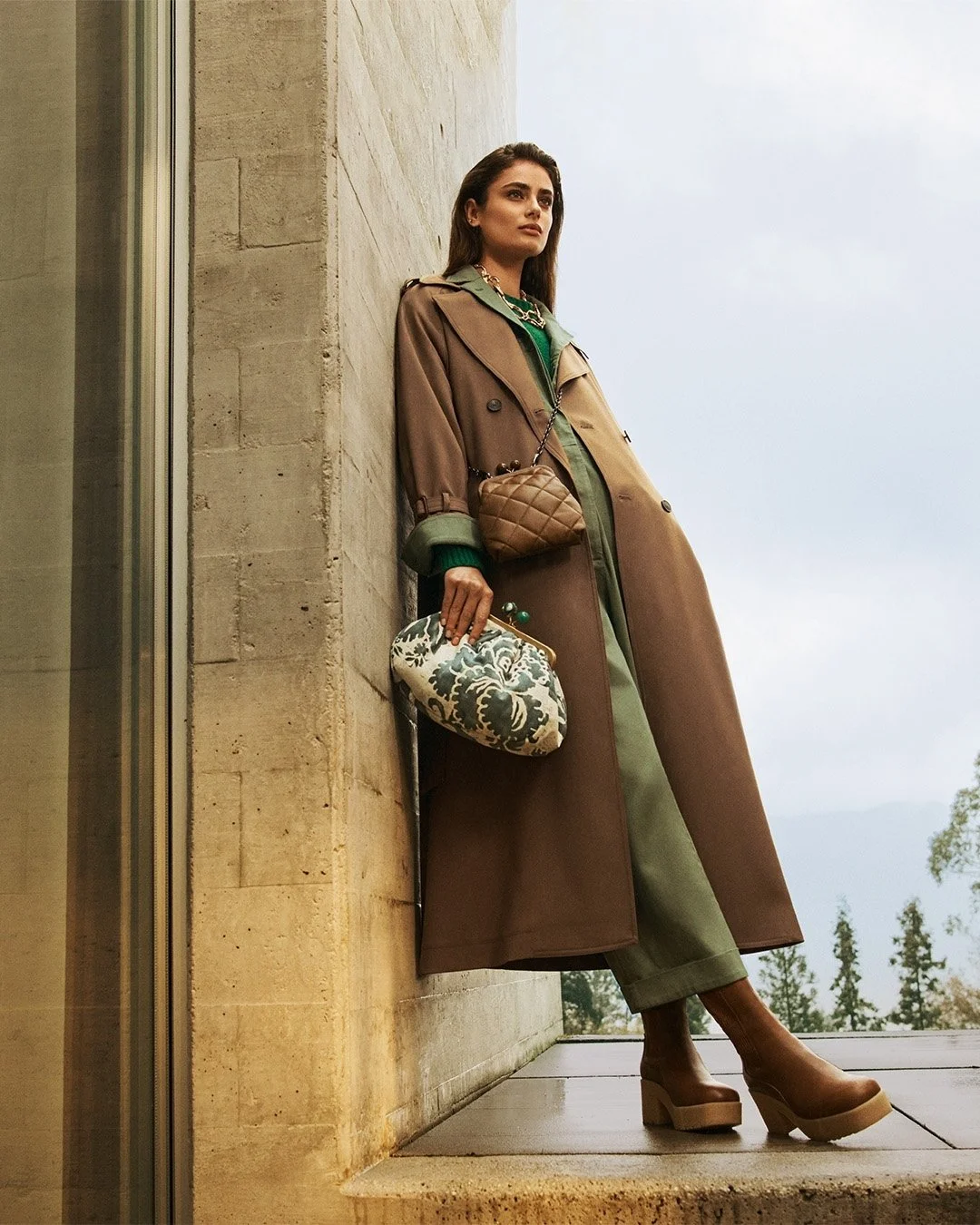 Taylor Hill's Autumn Leaves Watch for Max Mara Weekend FW 2022 — Anne ...