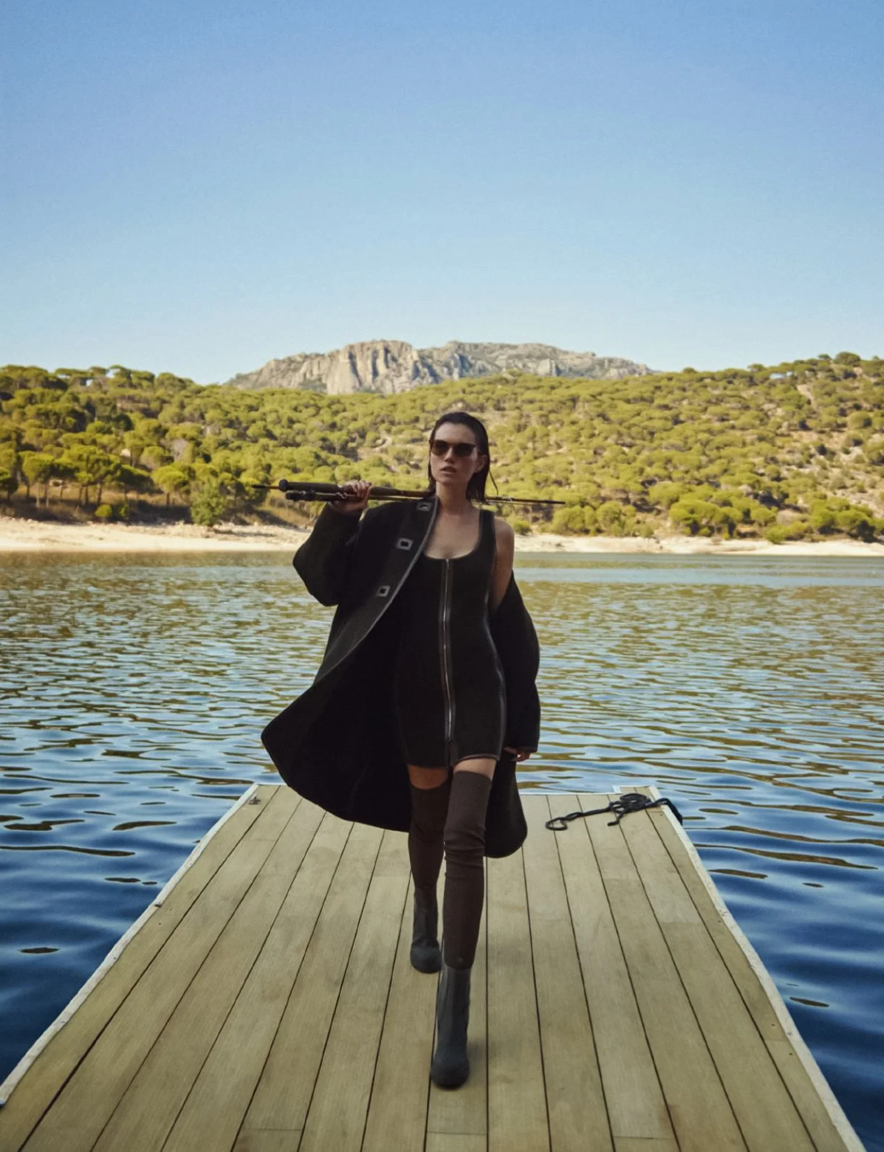 Cato van Ee Covers ELLE Spain September 2022 Mario Sierra — Anne of ...