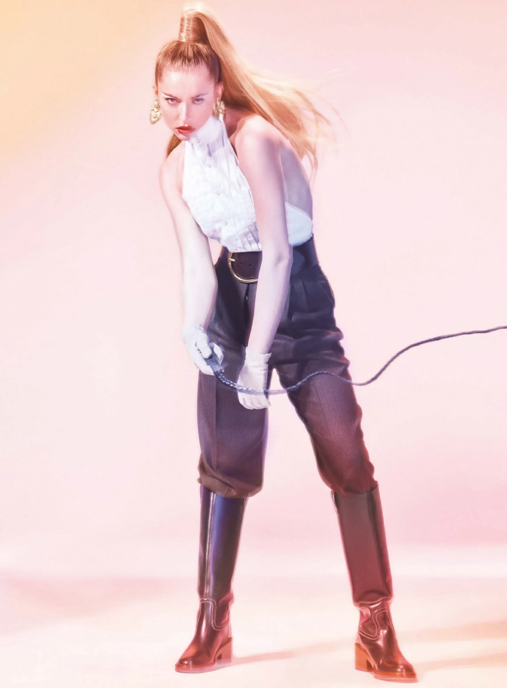 Eve Jobs Covers Vogue Japan October 2022, in Louis Vuitton — Anne of ...