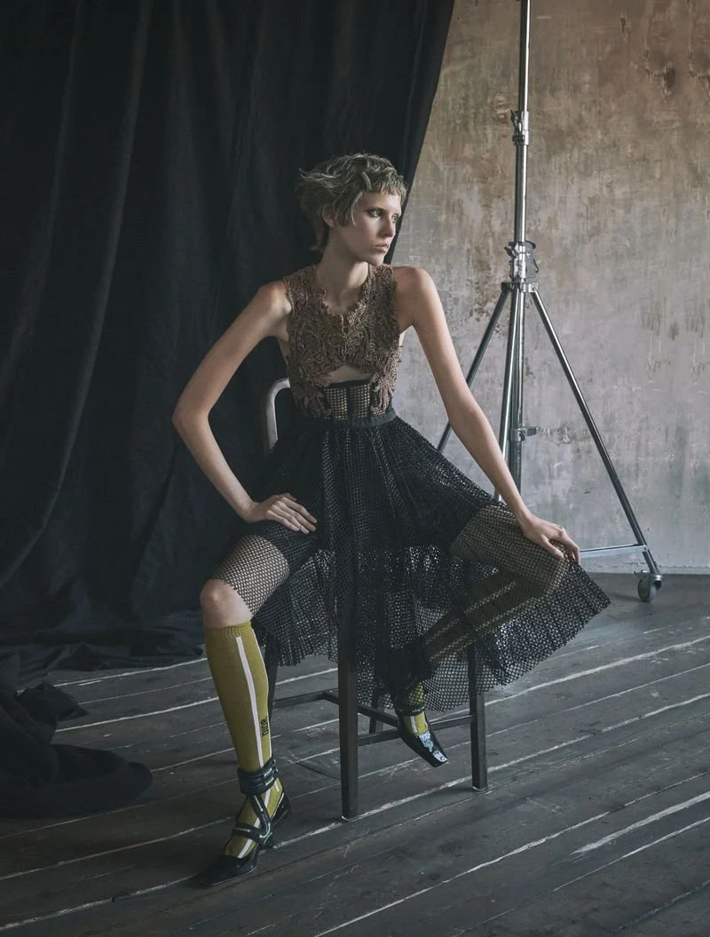 Sara Soric in Dior Drama for Mojeh Magazine September 2022 — Anne of ...