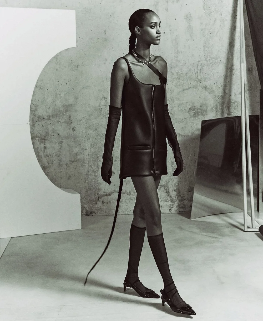 Dutch-Somali Muna Mahamed in Harper's Bazaar Italia No.2 — Anne of ...