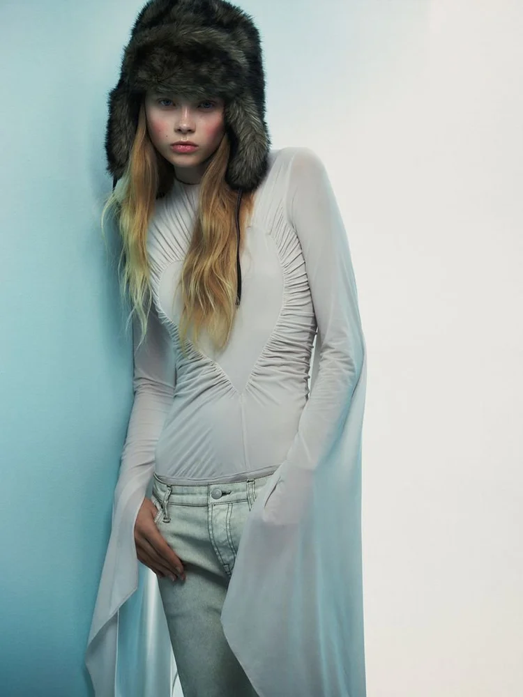 Evie Harris's Pragmatic Style in Vogue Scandinavia February — Anne of ...
