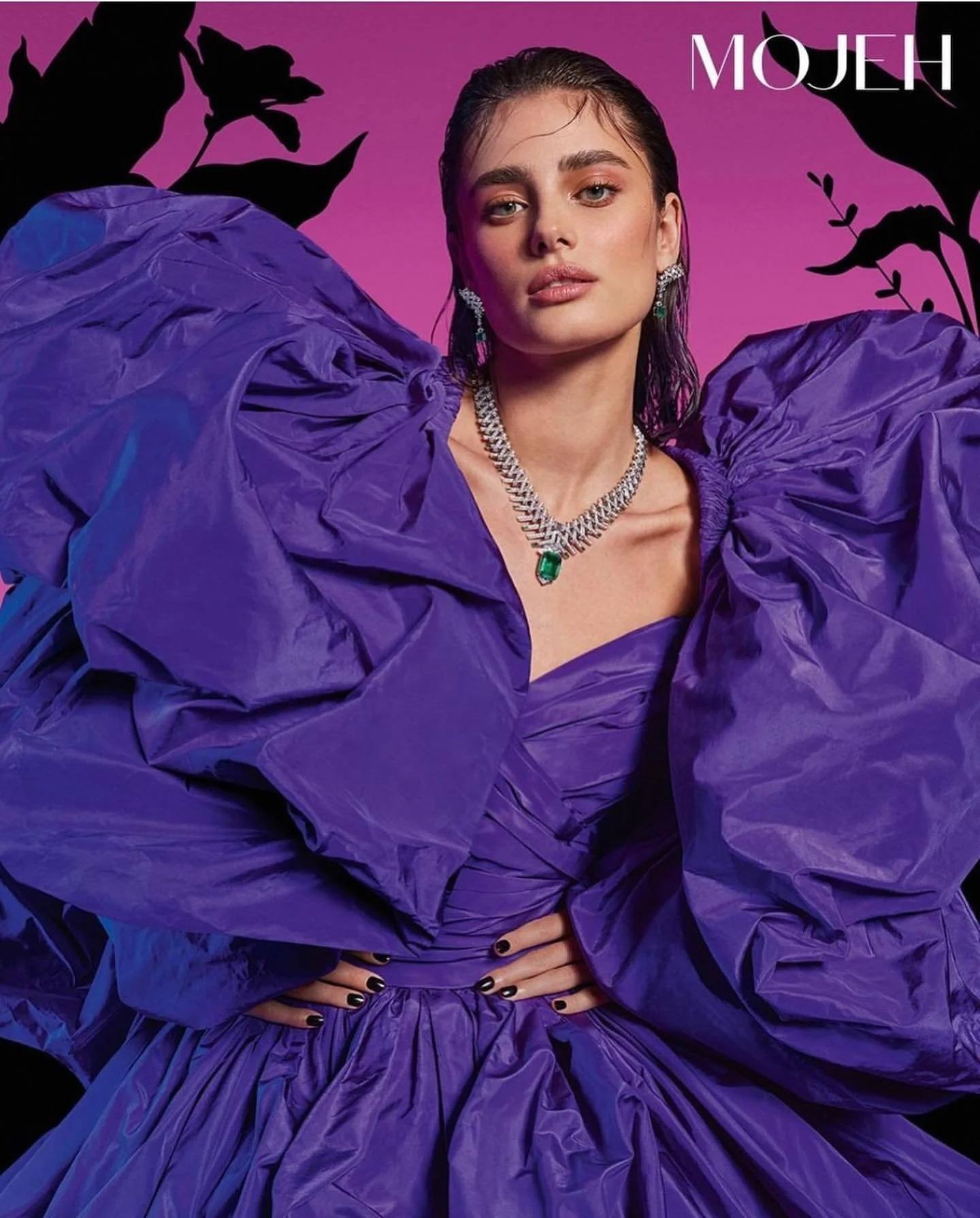 Taylor Hill Wears Cartier Beautés du Monde High Jewellery in Mojeh ...