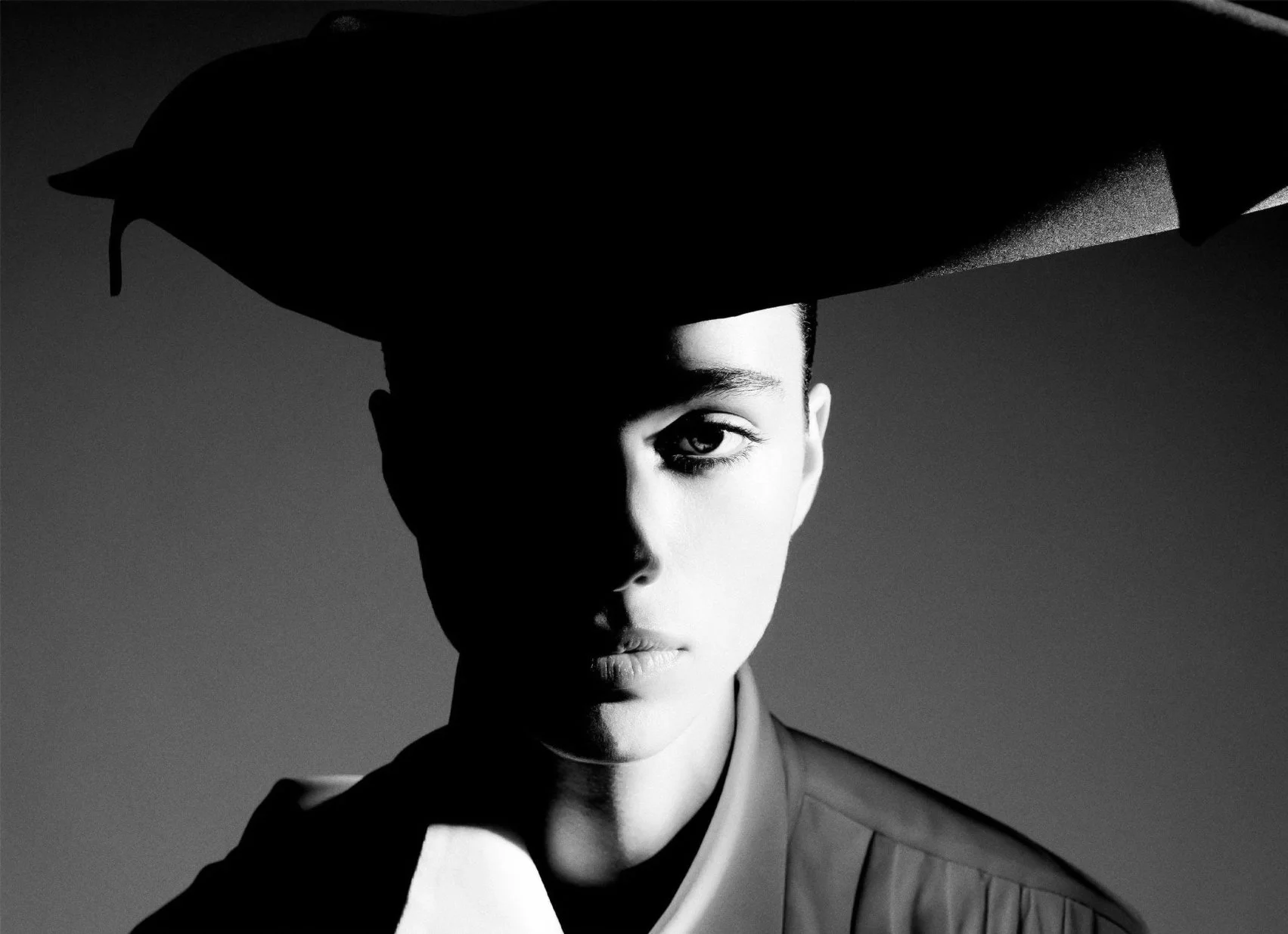 Loli Bahia in Jonathan Anderson Dior SS-2026 Collection — Anne of ...