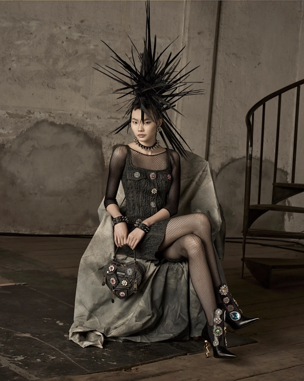 Punk Glamour in Moschino Fall 2023 Campaign by Marcus Mam — Anne of ...