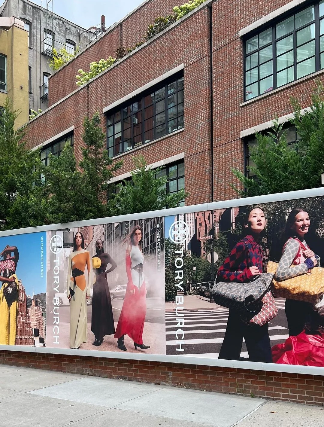 Tory Burch Fall 2022 Campaign Exudes American Optimism — Anne of ...