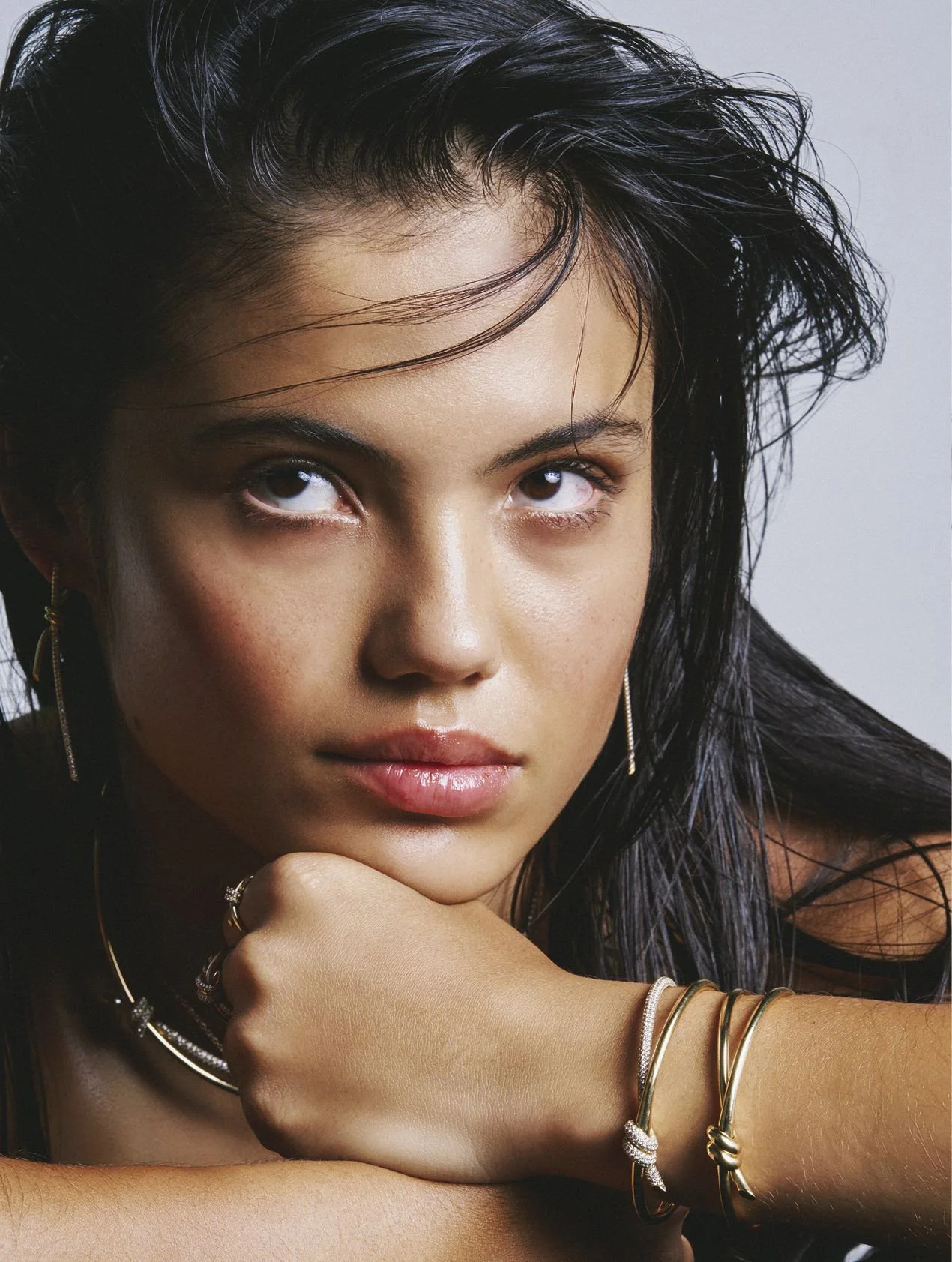 Emma Raducanu in ELLE UK June 2022 by Sebastian Kim — Anne of Carversville